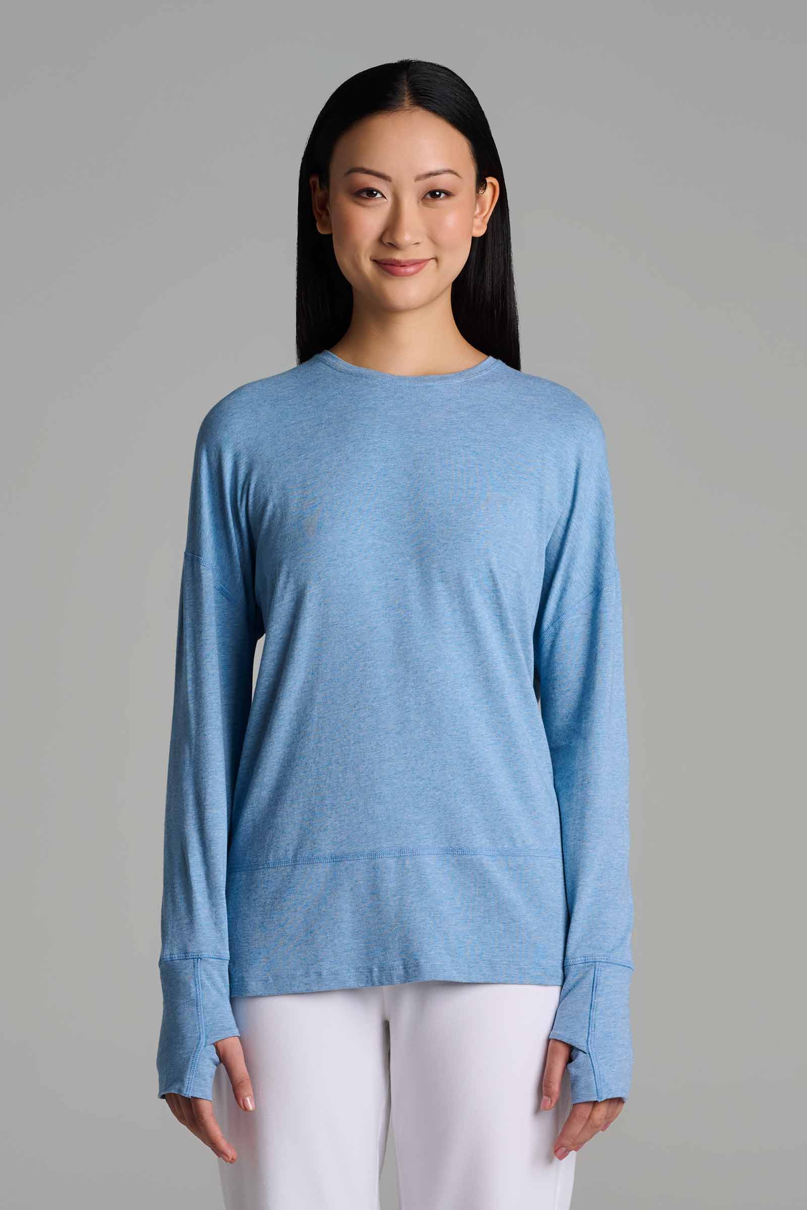 Women's LumaLeo Relaxed Long Sleeve T-Shirt | Light Blue Heather UPF 50+
