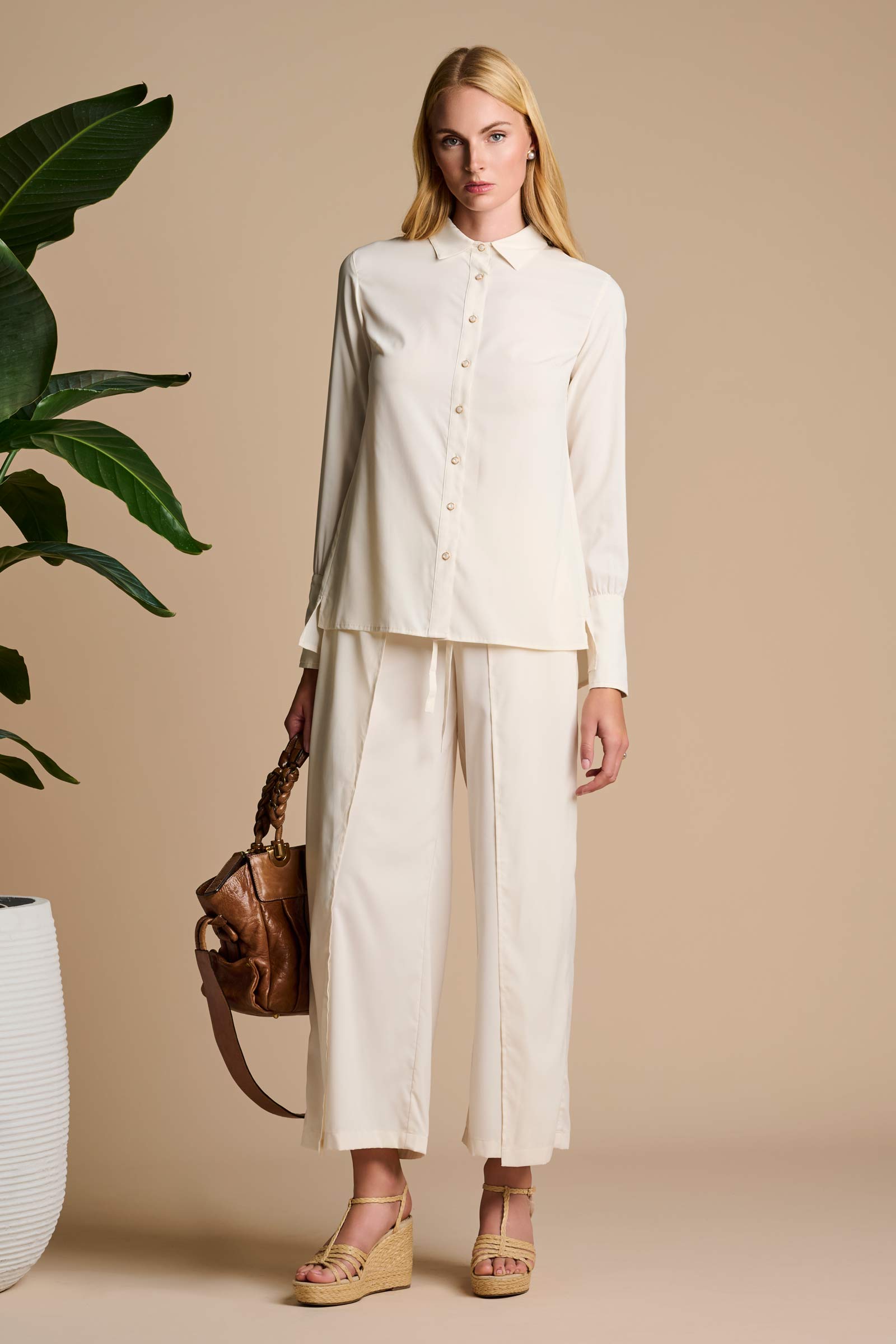 Rhodes Pleated Back Shirt | Vanilla UPF 50+
