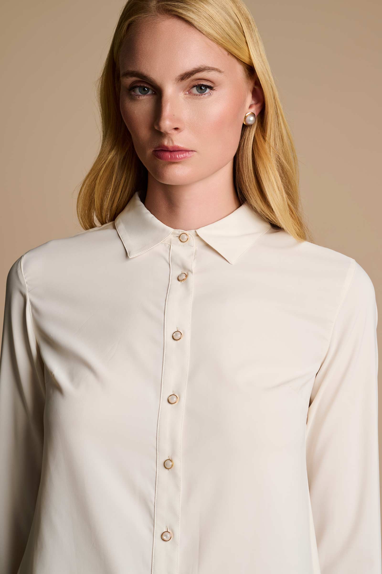 Rhodes Pleated Back Shirt | Vanilla UPF 50+